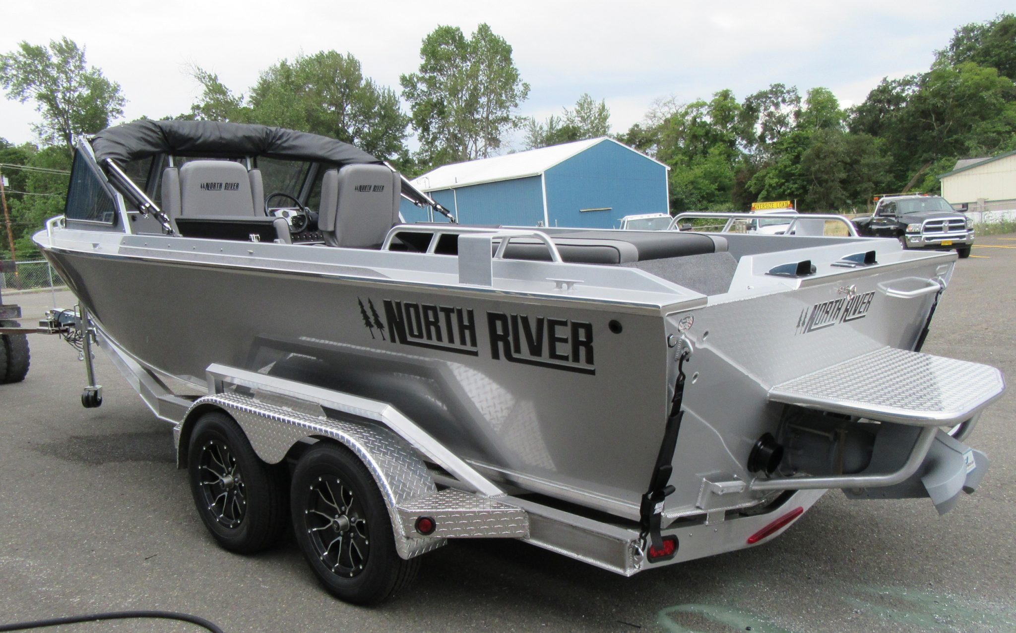 Commander Options | North River Boats