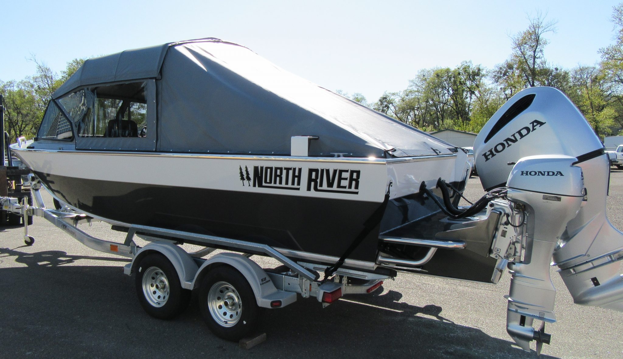 18′-20′ Seahawk Outboard Options - North River Boats