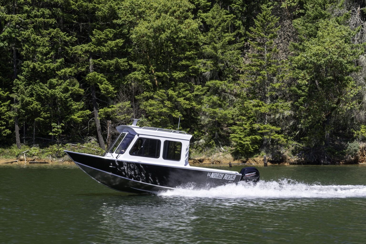 21′ COHO HARD TOP - North River Boats