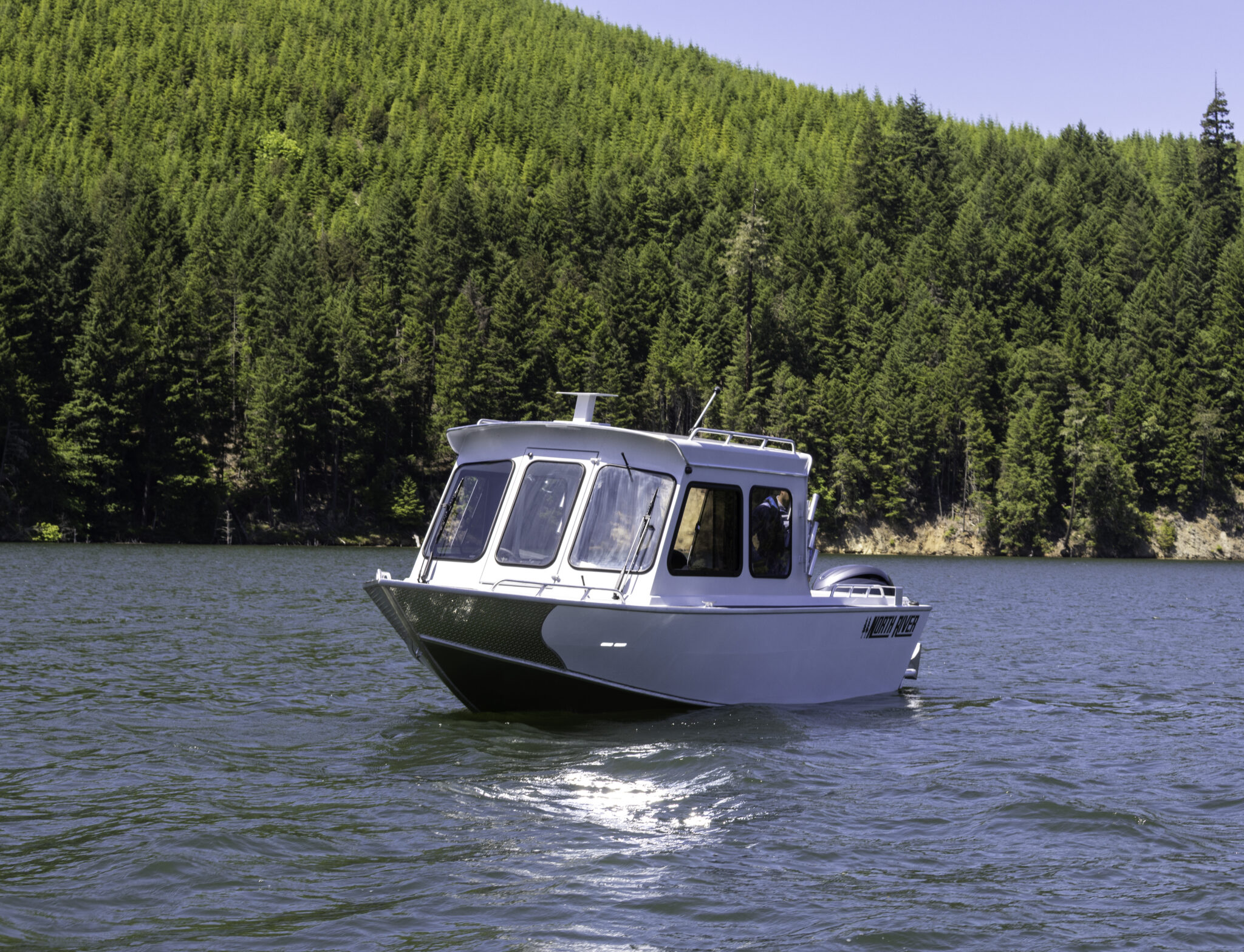 21′ COHO HARD TOP - North River Boats